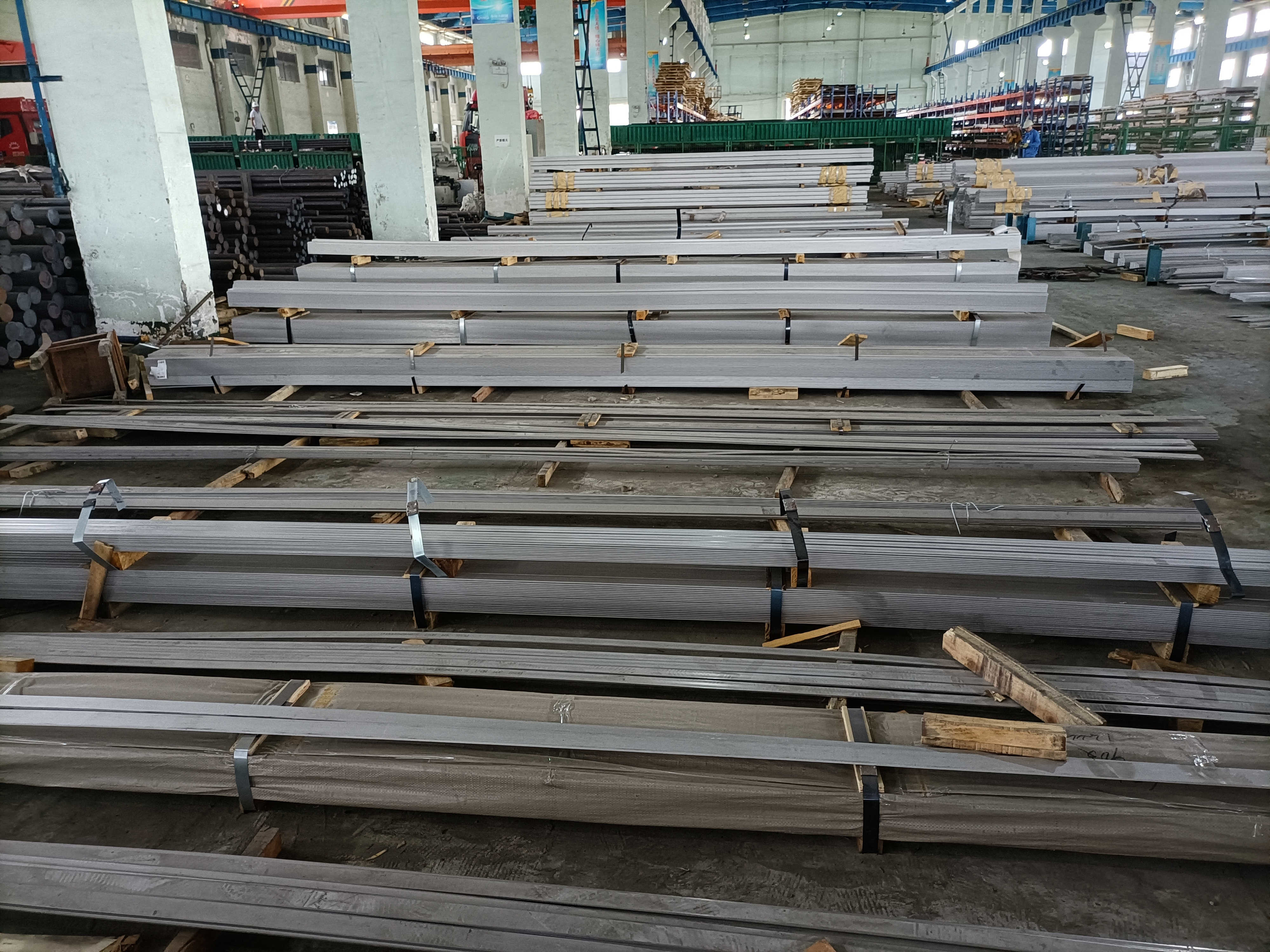 Corrosion 306 306L 316 321 SS Flat Standard Sizes ASTM JIS Sheet